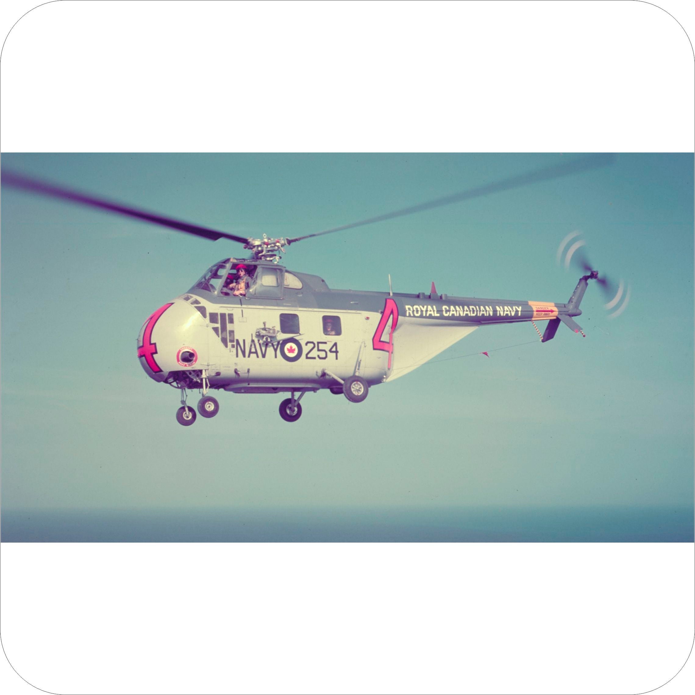 208 - Sikorsky HO4S-3 Seahorse - RCN (1958) HS 50 HMCS Bonaventure ...